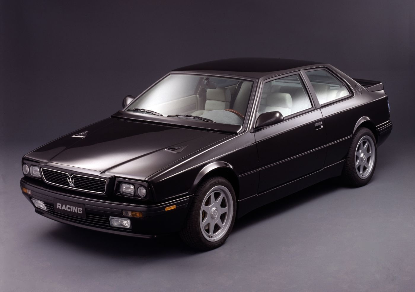 Maserati Classic Cars - Coupé 222 Export (1988 - 1994) | Maserati UK