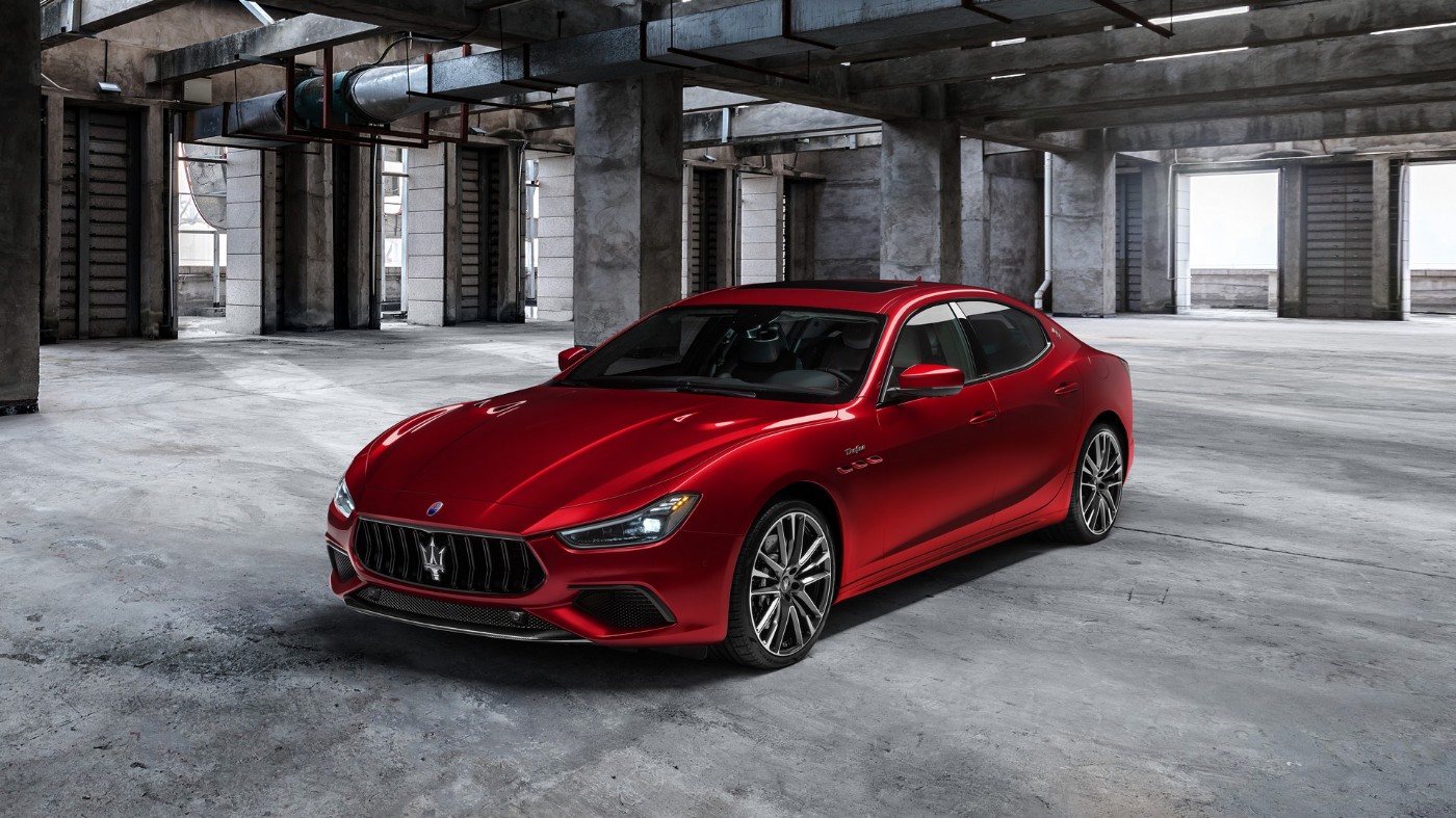 Maserati super saloons - Ghibli and Quattroporte Trofeo | Maserati UK